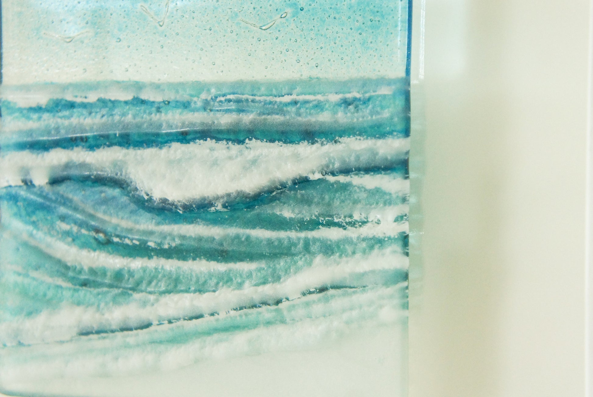 Wave in a Box - Model 1 D2 - 25x25(10") – Matt Adkins at Glass Relief Ltd